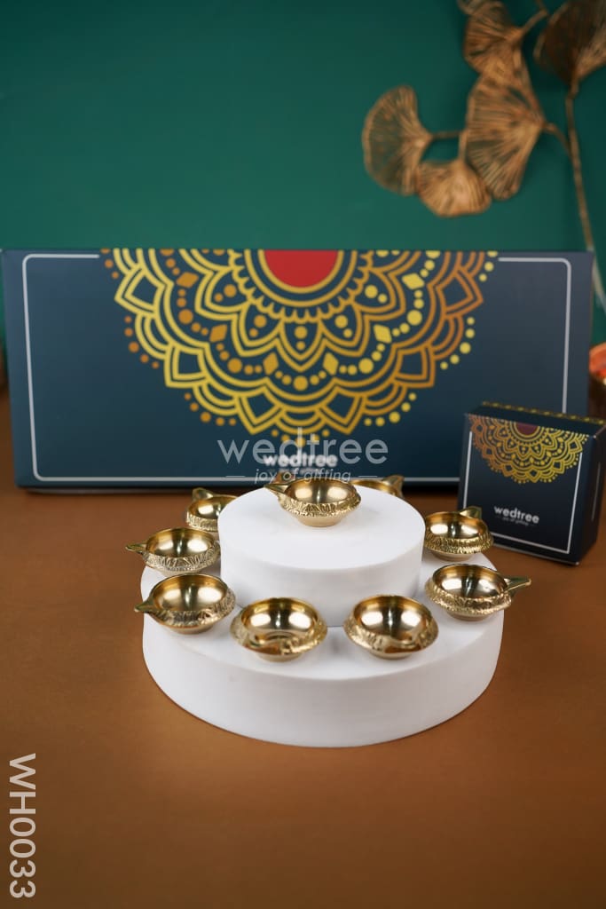 Diya Pack 10 - Brass Kubera Diya - Set of 10 - WH0033 – Wedtree