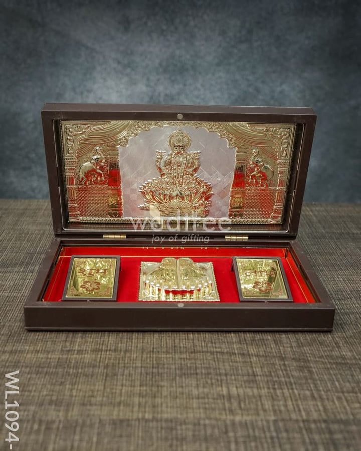 Paduka Prayer Boxes – Wedtree