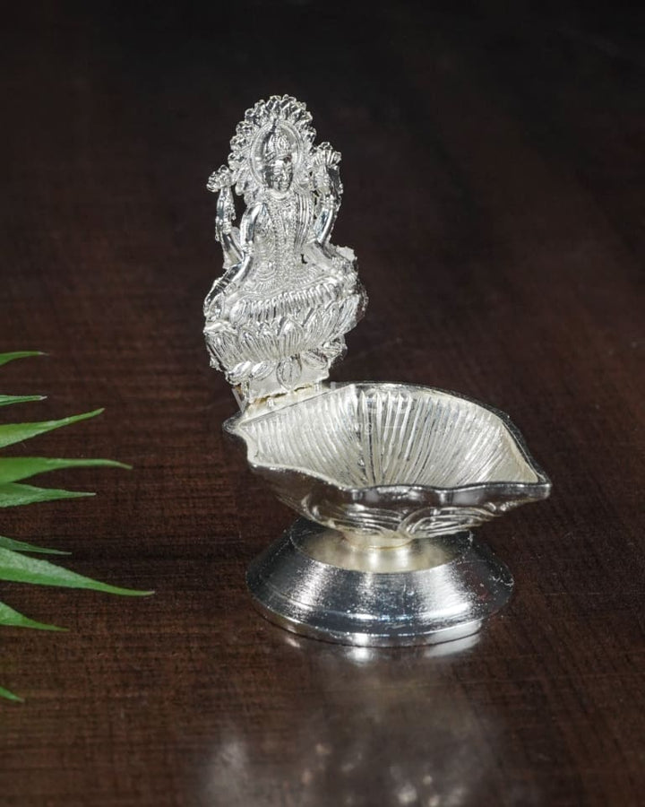 Diyas - RG – Wedtree