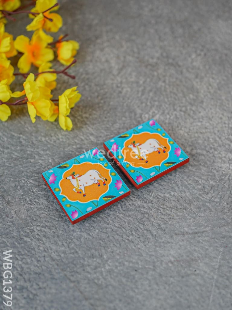 Laminated Manai - Pichwai Design - Set of 2 - WBG1379 – Wedtree