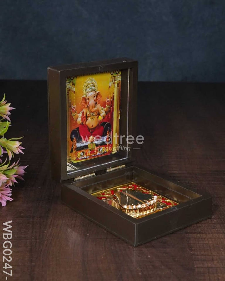 Paduka Prayer Boxes – Wedtree